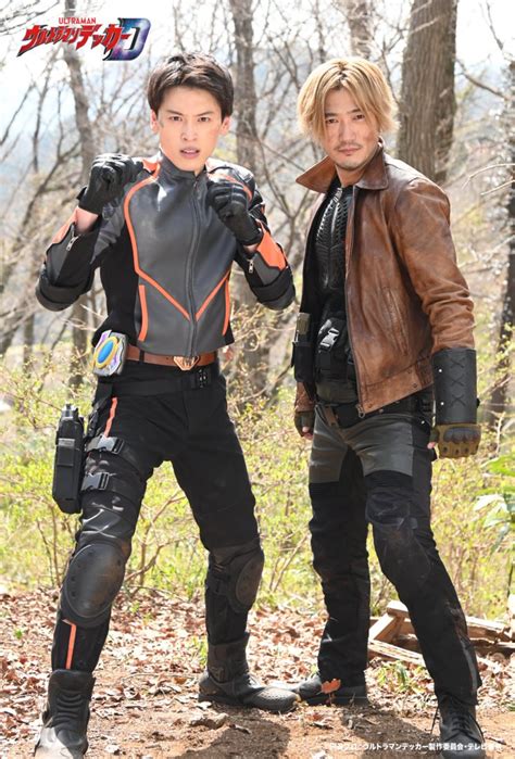 仙台の剣ドロス on Twitter RT ultraman series 突如現れた デッカー に変身する 謎の男その正体は