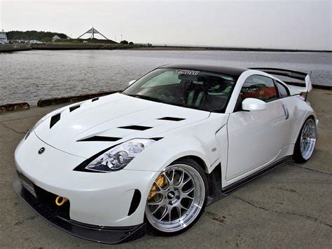 Nissan 350z Nismo V2 Body Kit