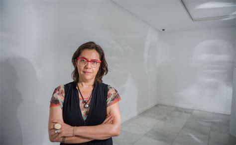 Rosângela Rennó Virtual Design
