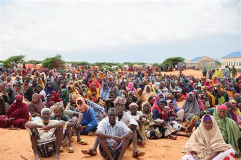 Somali PM Foreign Diplomats And Jubaland Leader Visit Flood Victims