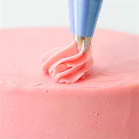 Pink Buttercream Birthday Cakes