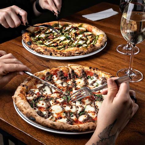 REVO tem ação especial para o Dia da Pizza nesta segunda Revista Nove