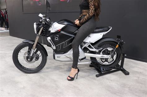 Super Soco TC Max