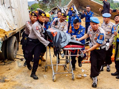 Investigasi Kecelakaan Maut Tol Cipularang Tagar