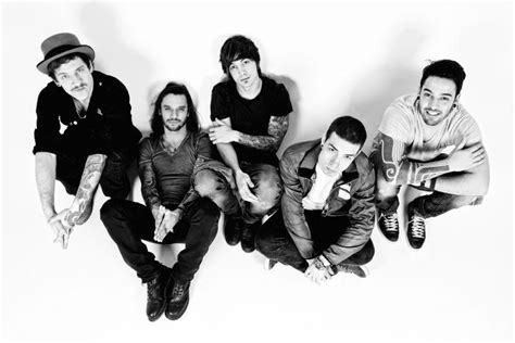Nx Zero Ouvir todas as 148 músicas
