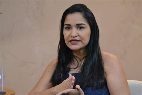 Janeiro Branco Profissional Explica Os Cuidados A Sa De Mental