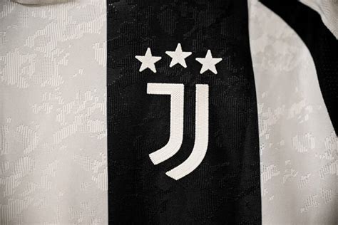 Chi è Jonas Rouhi il forte esterno della Juventus chiamato in U21