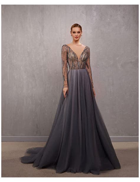 Vestido largo de fiesta con cuerpo de pedrería INVITADISIMA