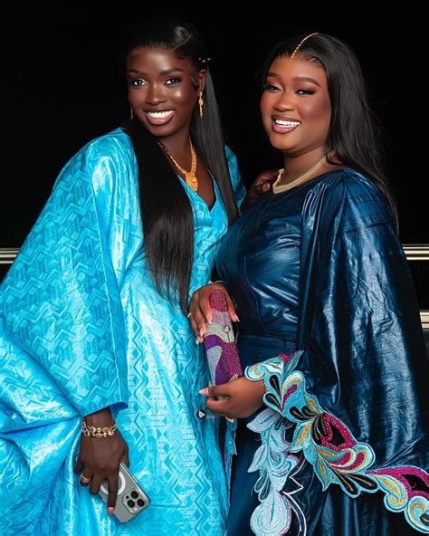 Mariage de la fille d Aziz Ndiaye Les images de Maman pour son Henné