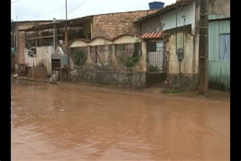 Chuva causa alagamentos em parque construído pela Norte Energia em