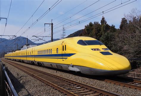 The Shinkansen Japans Bullet Train Nippon
