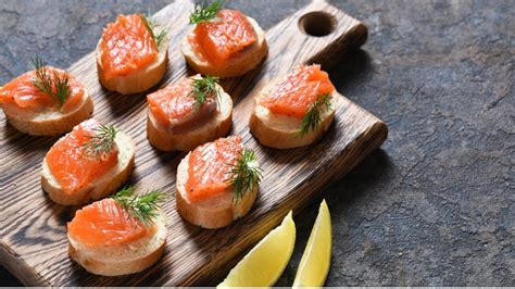 Comment Pr Parer Des Toasts Au Saumon Fum Nourcook Youtube