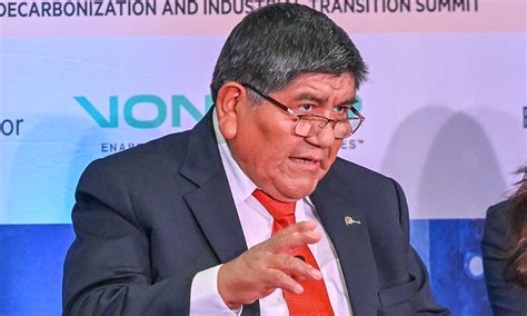 Ministro Rómulo Mucho Perú está en capacidad de proveer de minerales