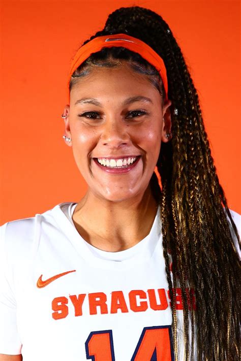 Kamilla Cardoso Basketball Players Bonita Marketa