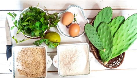 PALE DI FICO D INDIA FRITTE Sabina Martorana