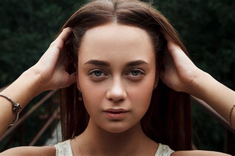 Fondos De Pantalla Mujer Retrato Puente Mujeres Al Aire Libre