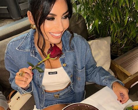Elisabetta Gregoraci Look Di Lusso La Borsa Costa Oltre 40mila Euro