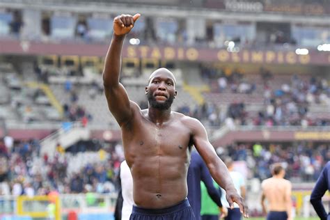 LInter scarica Romelu Lukaku cosa cè dietro il clamoroso divorzio e