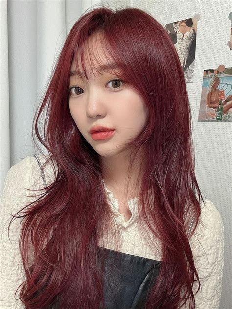 Korean Red Brown Hair Color Long And Wavy Hair With Wispy Bangs