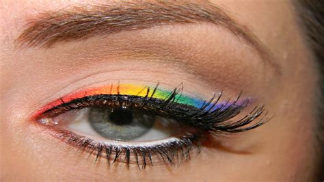 Tutorial Rainbow Eyeliner PinUp YouTube