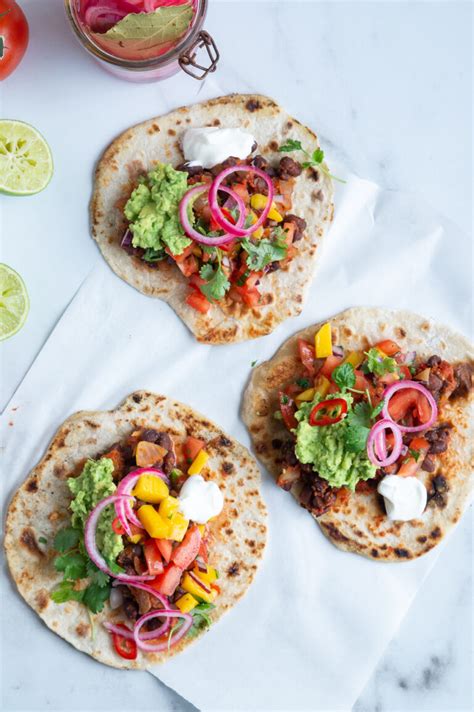 Vegetar taco opskrift på lækre vegetariske tacos med bønnefyld