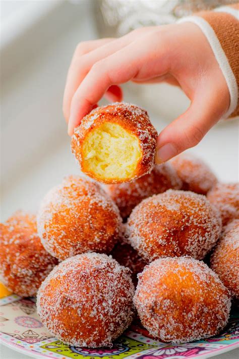 Beignets italiens à la ricotta Castagnole Aux délices du palais