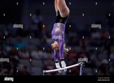 LSU S Olivia Dunne Warms Up On The Uneven Bars During The Final Of The