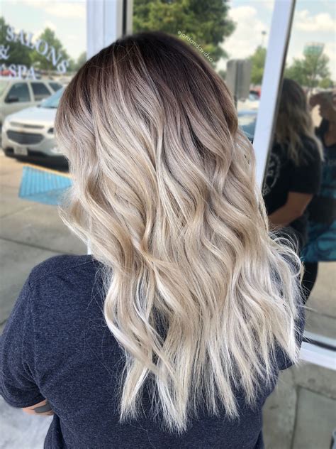 Blonde balayage babylights shadow root rooted Coloración De Cabello