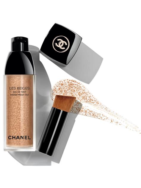 LES BEIGES Eau De Teint LIGHT CHANEL
