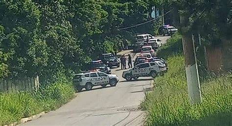 Bandidos Trocam Tiros A Pm Em Cotia Um Criminoso Foi Morto
