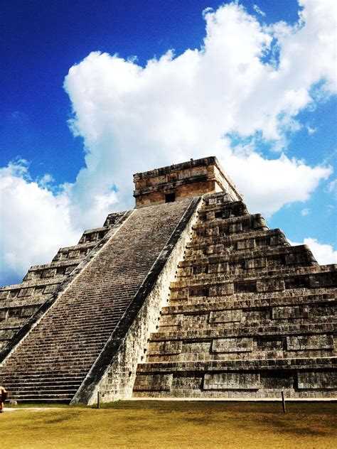 Day Tour to Chichén Itzá Cenotes Ik Kil Suytun Valladolid