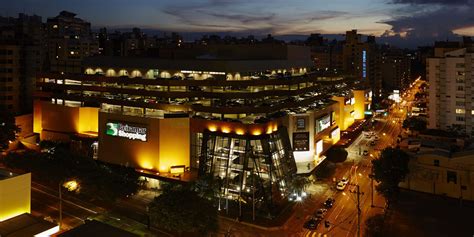 Restaurante de luxo no estacionamento do Beiramar Shopping é uma boa ideia