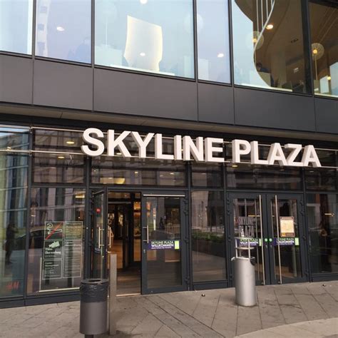 Skyline Plaza Einkaufszentrum In Frankfurt Am Main
