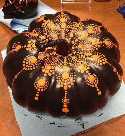 35 Amazing Painted Decorative Pumpkin Art Ideas For Halloween 2018