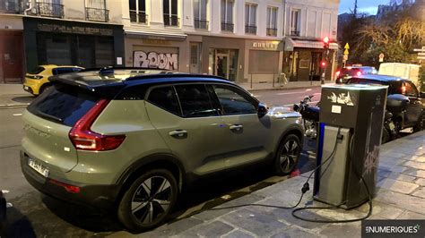 Actualité Voiture électrique Belib revoit sa politique tarifaire à