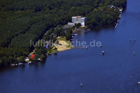 Luftbild Berlin Strandbad Grünau mit der Regattastrecke Berlin Grünau