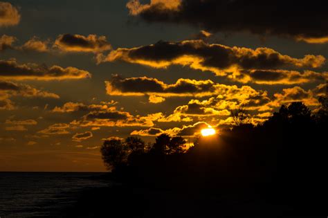 Papel de parede luz solar Pôr do sol mar reflexão céu nascer do