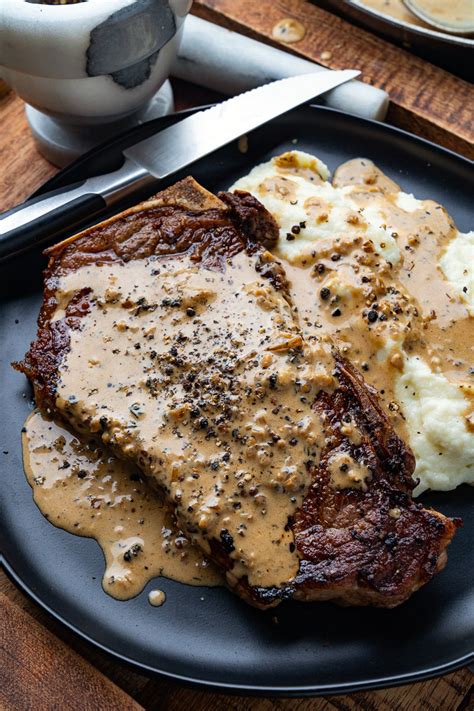Pan Seared Steak In Creamy Peppercorn Sauce Closet Cooking