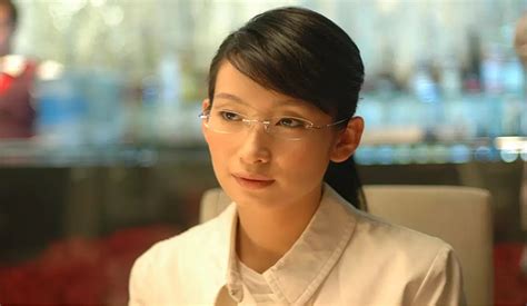 全班最丑秦海璐靠演失足妇女大红如今爱情事业双收 人物集