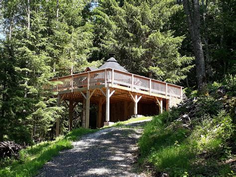 Cabane et Spa des Trappeurs Cabane sur pilotis Auvergne Rhône Alpes