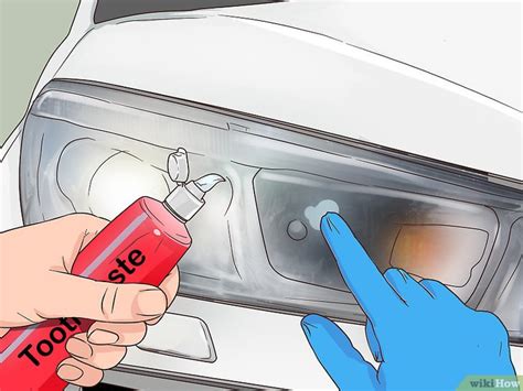 3 manières de restaurer des phares de voiture opaques avec un nettoyant