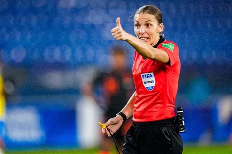 Stephanie Frappart Jadi Wasit Pertandingan Piala Dunia 2022 Antara