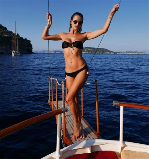 Alessandra Ambrosio Sexy 15 Photos Thefappening