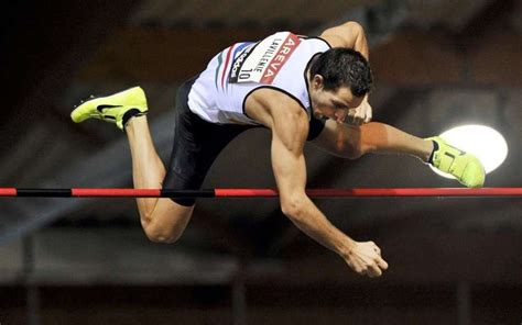 Athlétisme Renaud Lavillenie bat le record de France en salle de saut