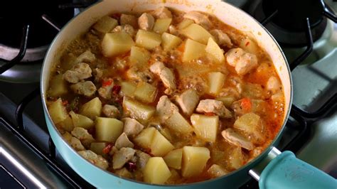 Estofado De Pollo Con Papas F Cil Y Rico Youtube