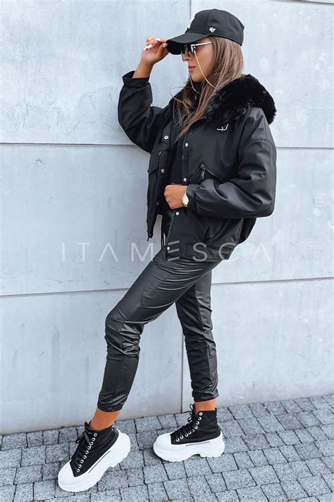Kurtka Zimowa Damska Czarna Oversize HEARTGLOW Itamesca