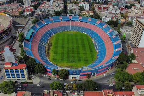El estadio Ciudad de los Deportes se alista para el América y Cruz Azul