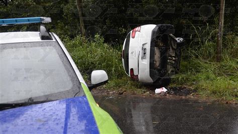 Choque Y Vuelco En City Bell En Medio De La Lluvia Diario Hoy En La