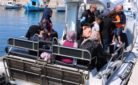 Polícia Marítima coopera em operação de resgate de 27 migrantes na