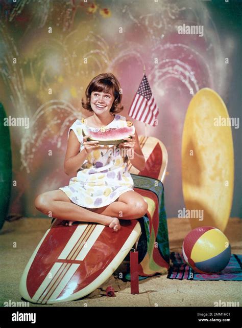 SALLY FIELD In GIDGET 1965 Directed By WILLIAM ASHER And HAL COOPER